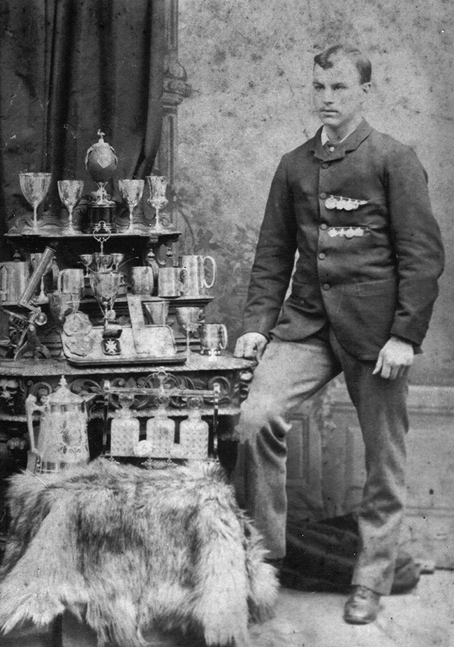 Edwards, Arthur - Australian Rowing History